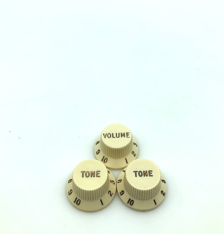 Fender Stratocaster 3-Spoke Knobs Set - Aged White/Cream | Reverb