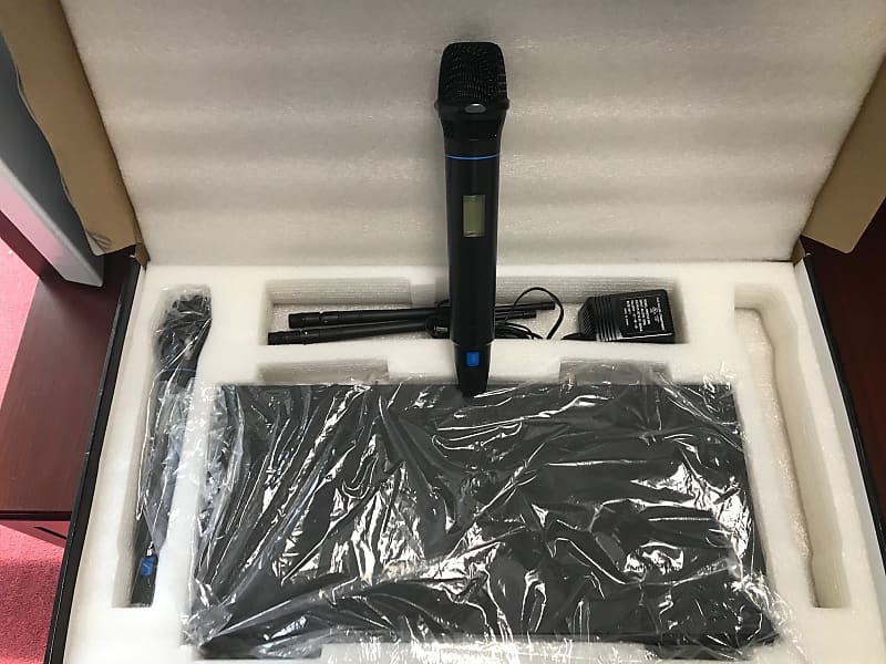 Sandy SV-8800 UHF Wireless 2 Mic System | Reverb