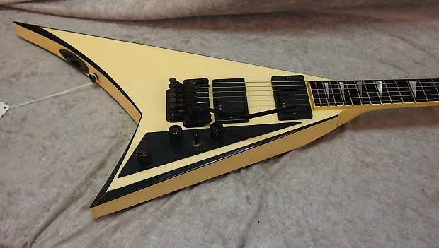 1990 USA Jackson Custom Shop RR Randy Rhoads V cream metallic | Reverb