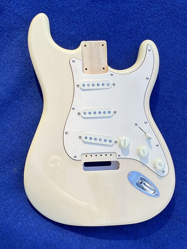 Squier 70s Vintage Modified Loaded Strat Body 2010s - Vintage | Reverb