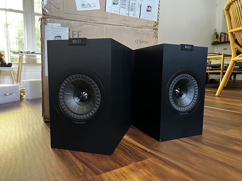 KEF Q150 - Black | Reverb