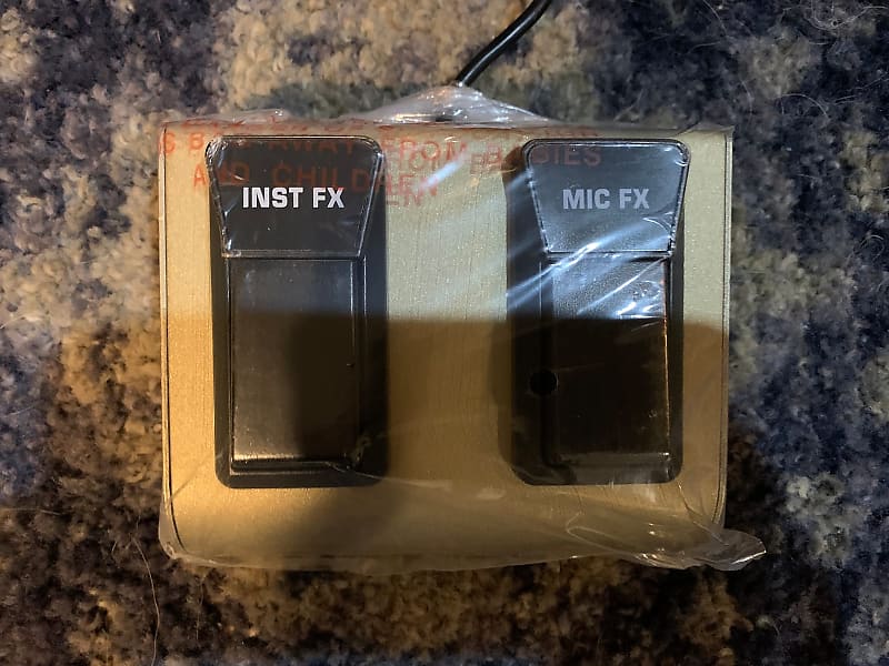 Behringer FS112ACX | Reverb