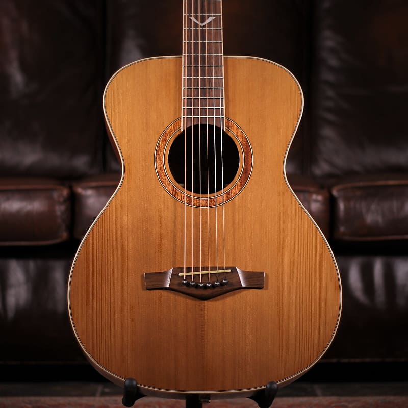 Eko Evo A350e Baritone | Reverb UK