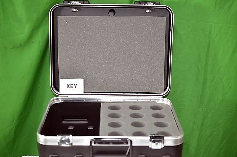 SKB 1SKB-1200 ATA 12 HOLE MICROPHONE CASE (ONE) | Reverb