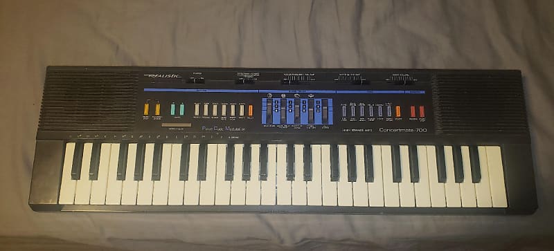Realistic Concertmate 700 Keyboard | Reverb
