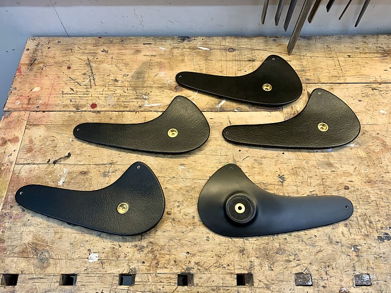 Steinberger style pivot plate | Reverb