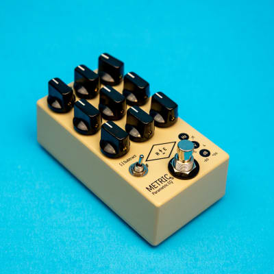 Redux Electric Metric Analog 3-Band Parametric EQ | Reverb