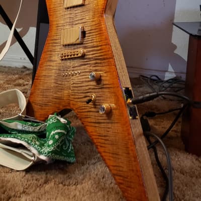 Kiesel V220 Orange clali burst | Reverb