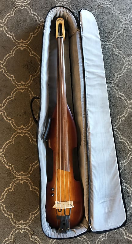 Azola Bug bass II sunburst | Reverb