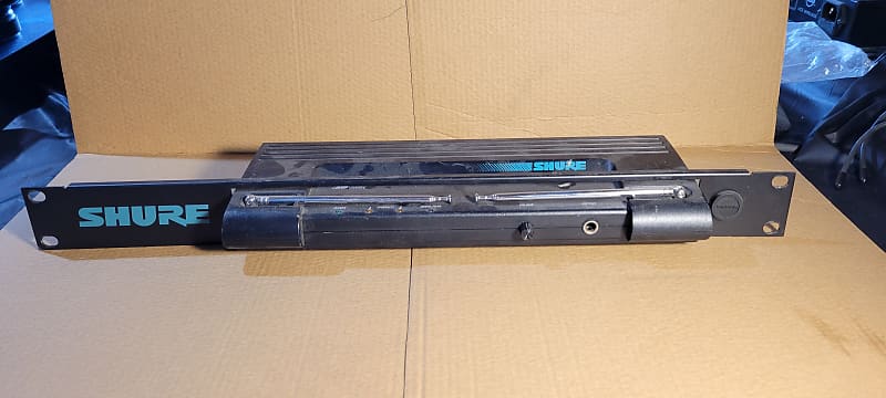 Shure T4V Wireless Receiver | Reverb