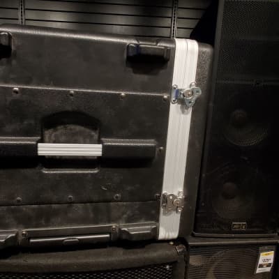 Gator GATOR CASE 4 SPACE POWERED RACK Rack Case (Orlando, FL | Reverb