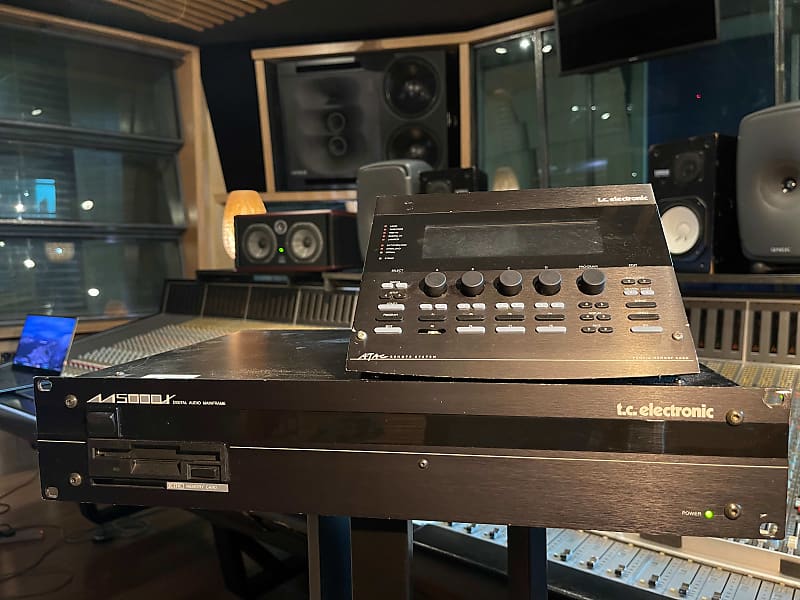 TC Electronic M5000X with Remote | Reverb UK
