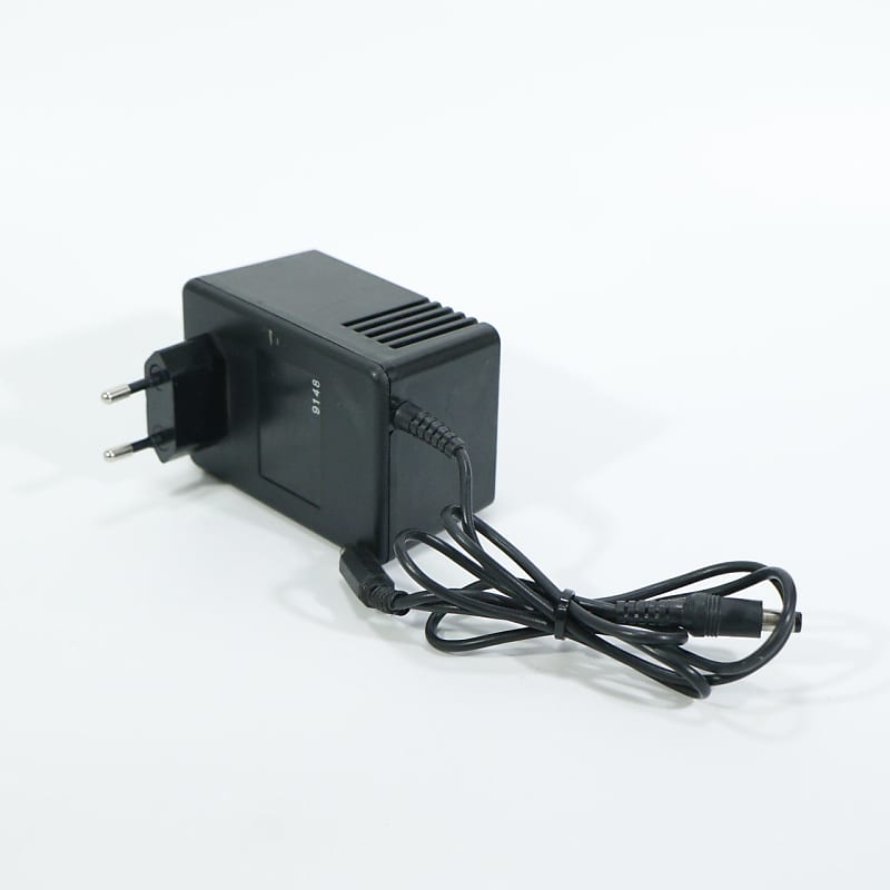 Boss ACI-220J 9V Adapter 1000mA, two plugs (s/n 9148, Made in | Reverb