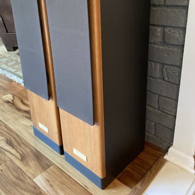 Vintage Pair of Advent Heritage Speakers Re-Foamed Speakers | Reverb