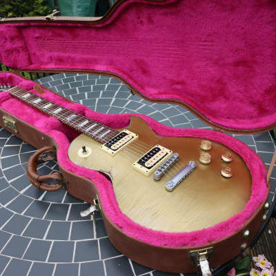 Gibson Les Paul Gold top with roadworn beautiful relic . | Reverb UK