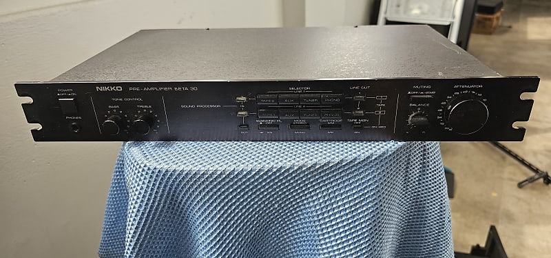 Nikko Preamplifier Beta 30 - Black | Reverb