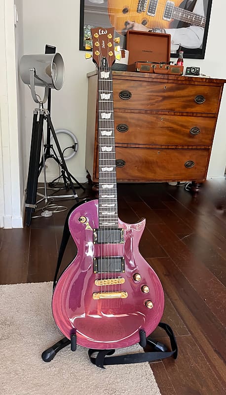 ESP LTD EC 1000 DELUXE 2021 - Gold Andromeda | Reverb