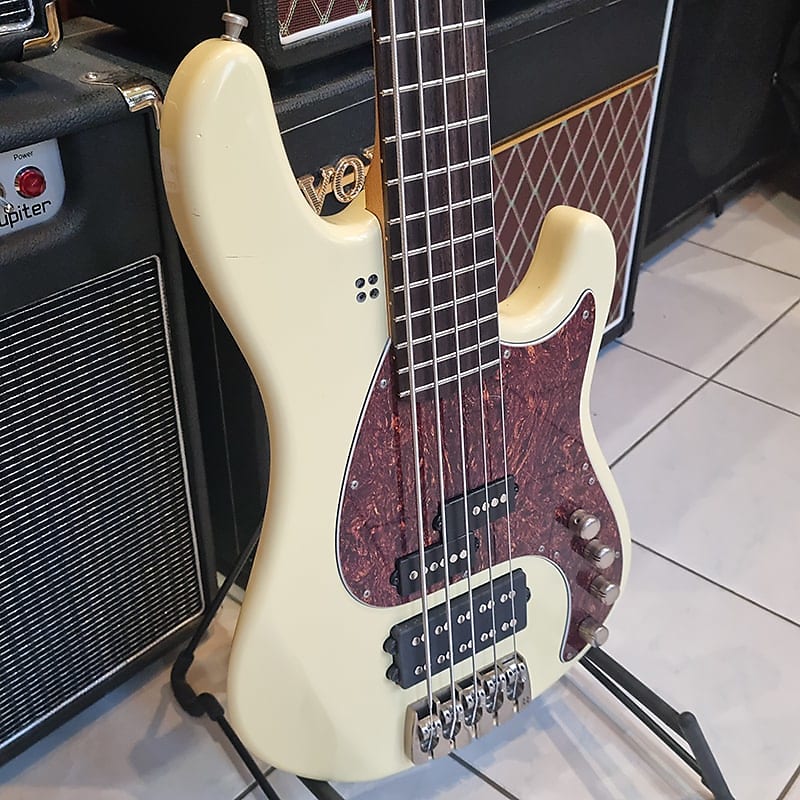 Sandberg California VM5 2024 - Creme Soft aged Bass Guitar | Reverb