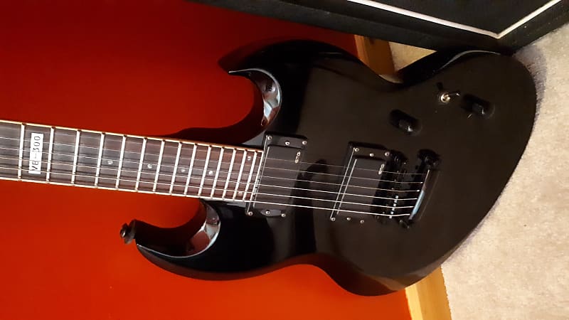Esp Ltd Viper VB-300 Viper Baritone 2002 Gloss Black | Reverb UK