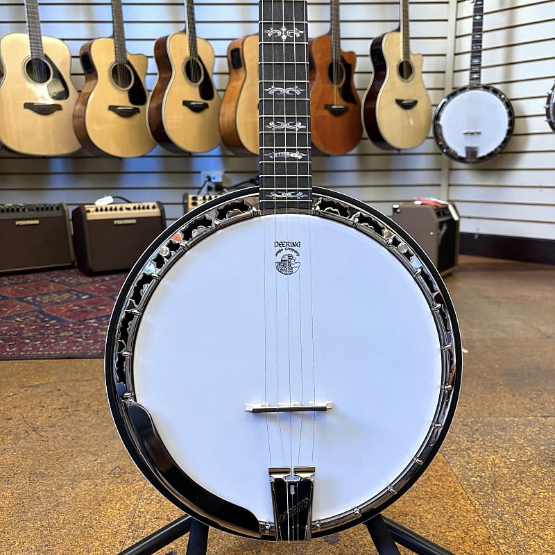 Mint Deering Eagle II 5-String Resonator Banjo w/Hard Case | Reverb