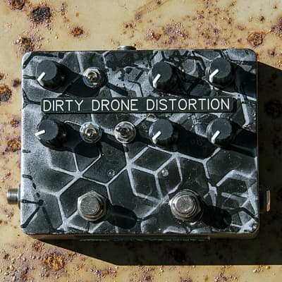 METSÄÄN DIRTY DRONE DISTORTION - a doom drone | Reverb Deutschland