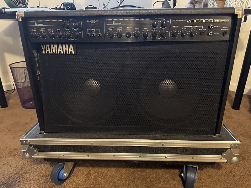 Yamaha VR6000 2x12 Stereo Guitar Combo Amp w/Road Case *needs | Reverb