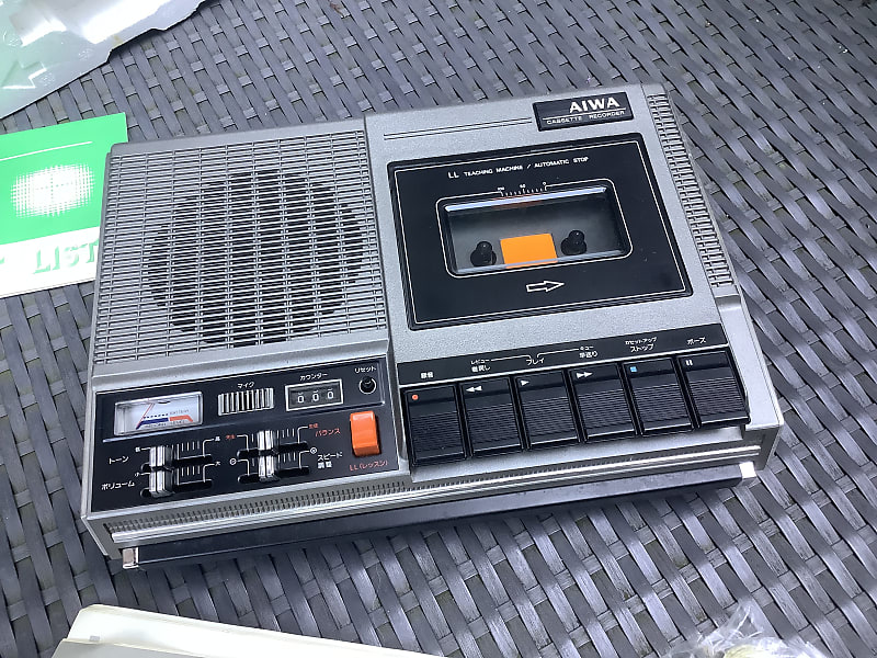 Aiwa LL 425 / vintage portable cassette recorder / Vintage | Reverb