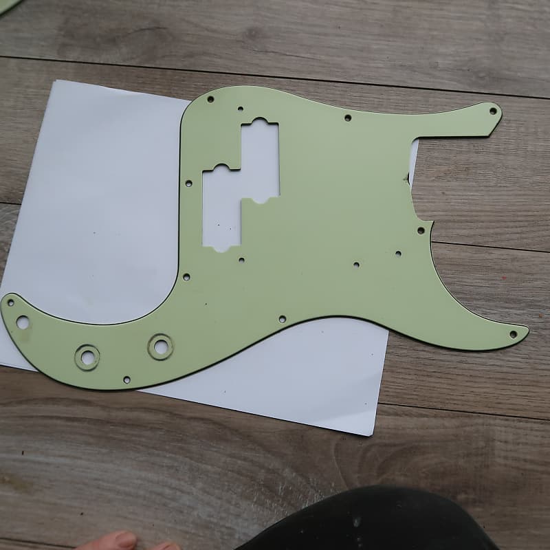 Fender Precision Mint Green Pickguard / 10 hole / Relic / | Reverb