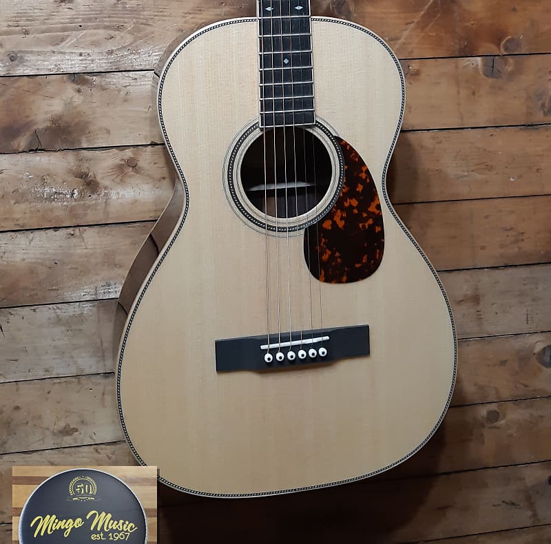 Larrivee 00-44R Legacy series rosewood. HSC included. | Reverb