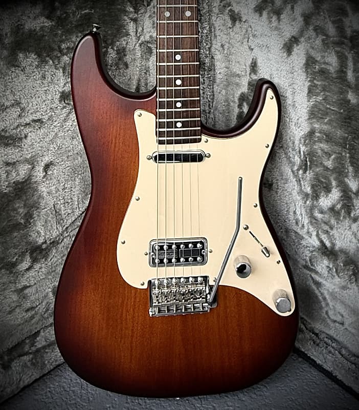 Stanfield Custom Strat Tele Hybrid with Fender gigbag | Reverb