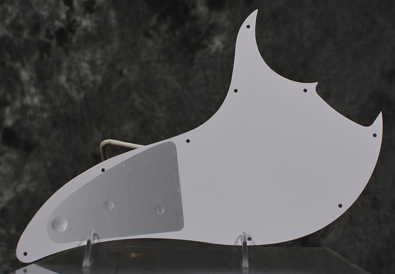 Ariax 600 Line 6 Pickguard White w/ FREE Same Day Shipping | Reverb
