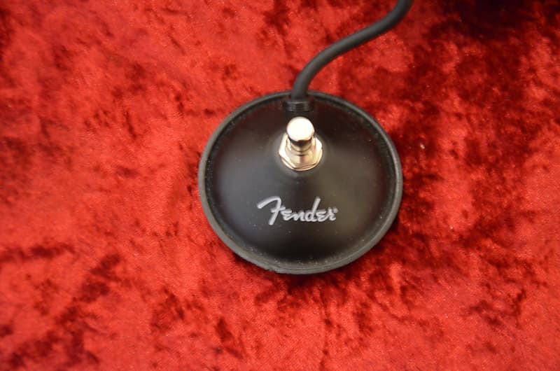 Fender 1-Button Economy Footswitch - Black - Original | Reverb
