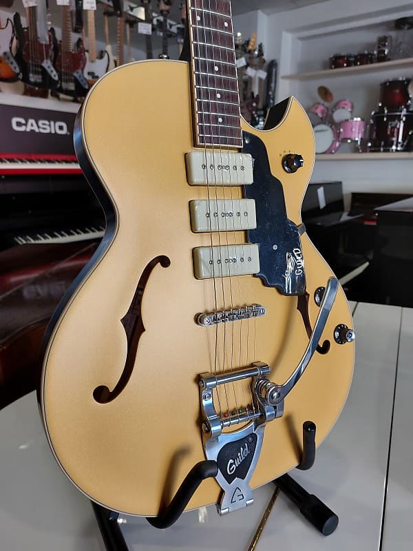 Guild Starfire I Jet 90 | Reverb Deutschland