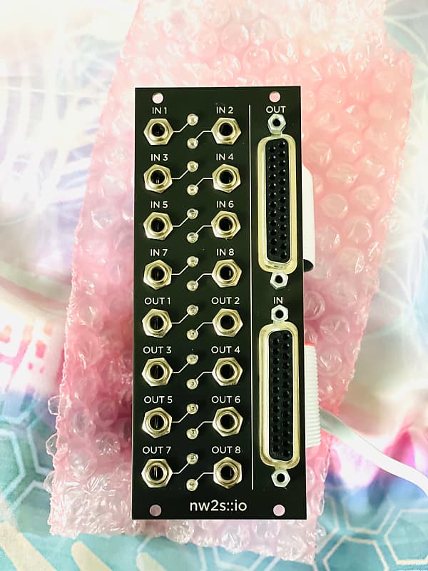 nw2s NW2S::IO BALANCED 8-in 8-out Eurorack Interface - Black | Reverb