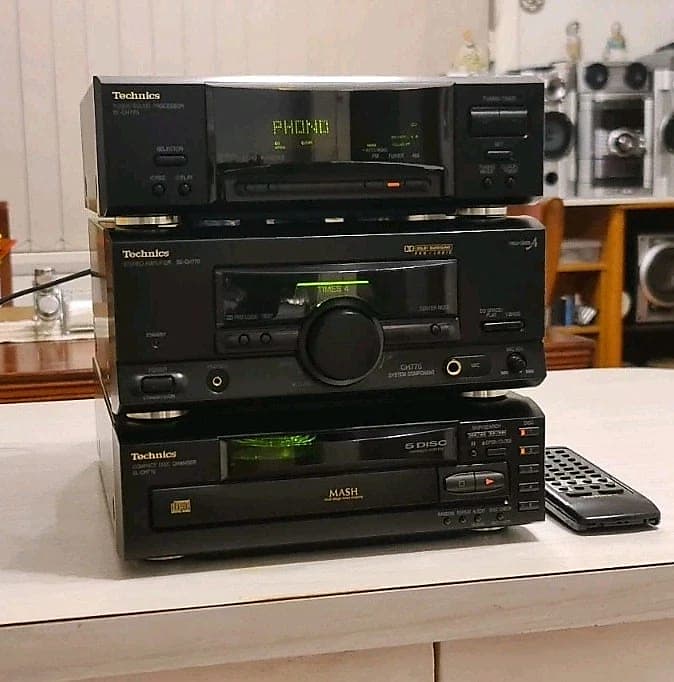 VINTAGE TECHNICS STEREO SYSTEM UNIT/AMP/5CD DISC PLAYER/MADE | Reverb