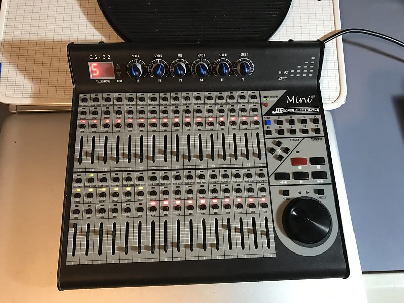 JL Cooper CS-32 Minidesk USB 2003 Black | Reverb UK