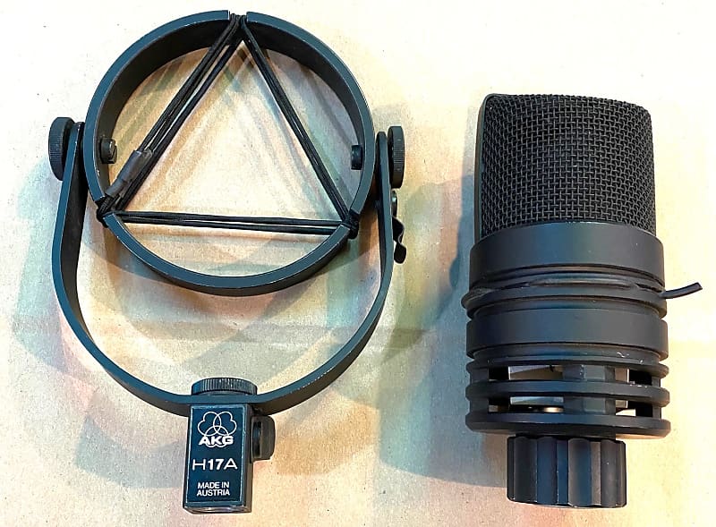 AKG H17A | Reverb
