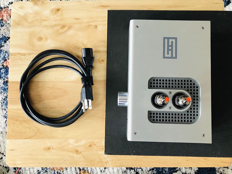 Schiit Audio Lyr 2 Headphone Amplifier/Preamp | Reverb