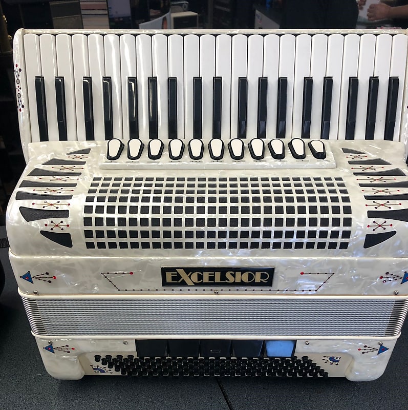 Fisarmonica Castellani 3+1 72 Bassi | Reverb