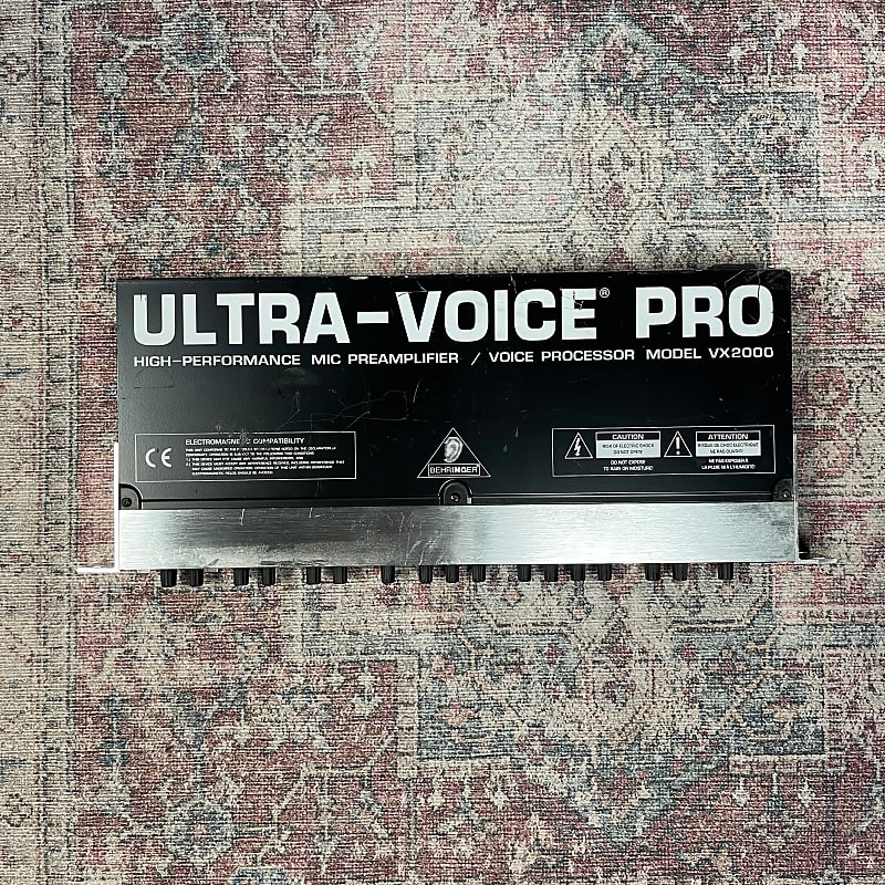 Behringer VX2000 High-Performance Mic Preamplifier/Voice | Reverb