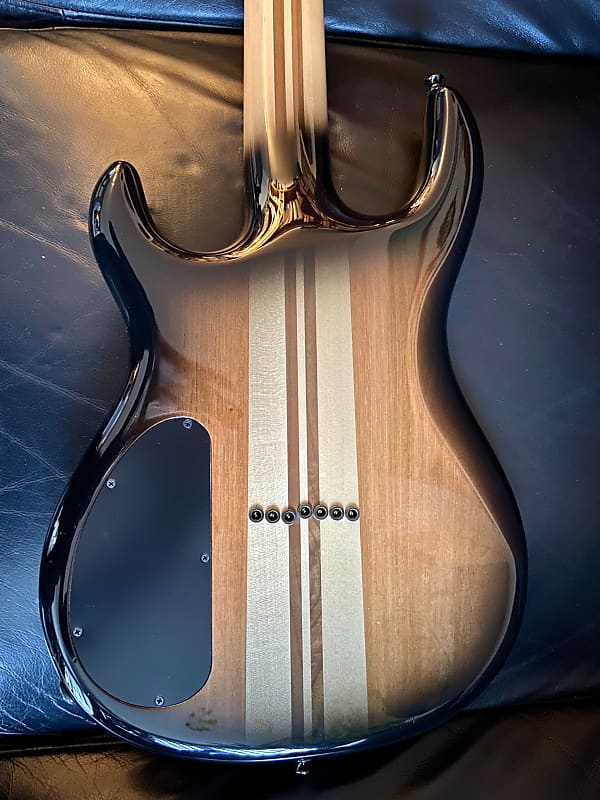 Carvin 727 2011 Natural sunburst 7 string neck-through in | Reverb