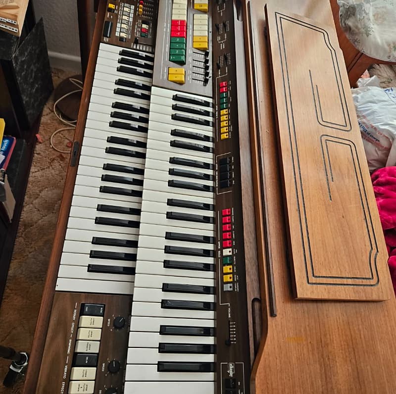 Elka E39 Organ Serial number 1445 - Mahogony | Reverb UK