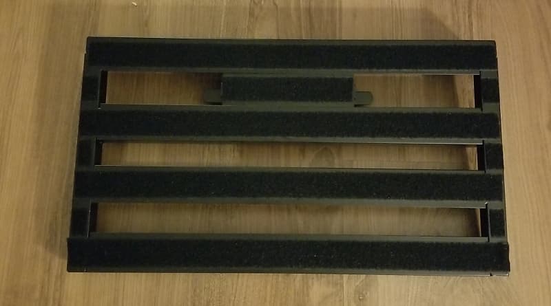 Pedalboard With Velcro and Case | Reverb