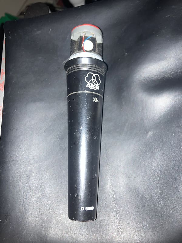 Akg D9000 dynamic microphone | Reverb