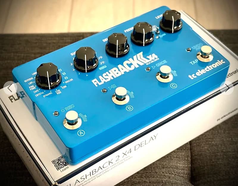 TC Electronic Flashback 2 X4 Delay Pedal INSIDE ITS BOX!!! | Reverb