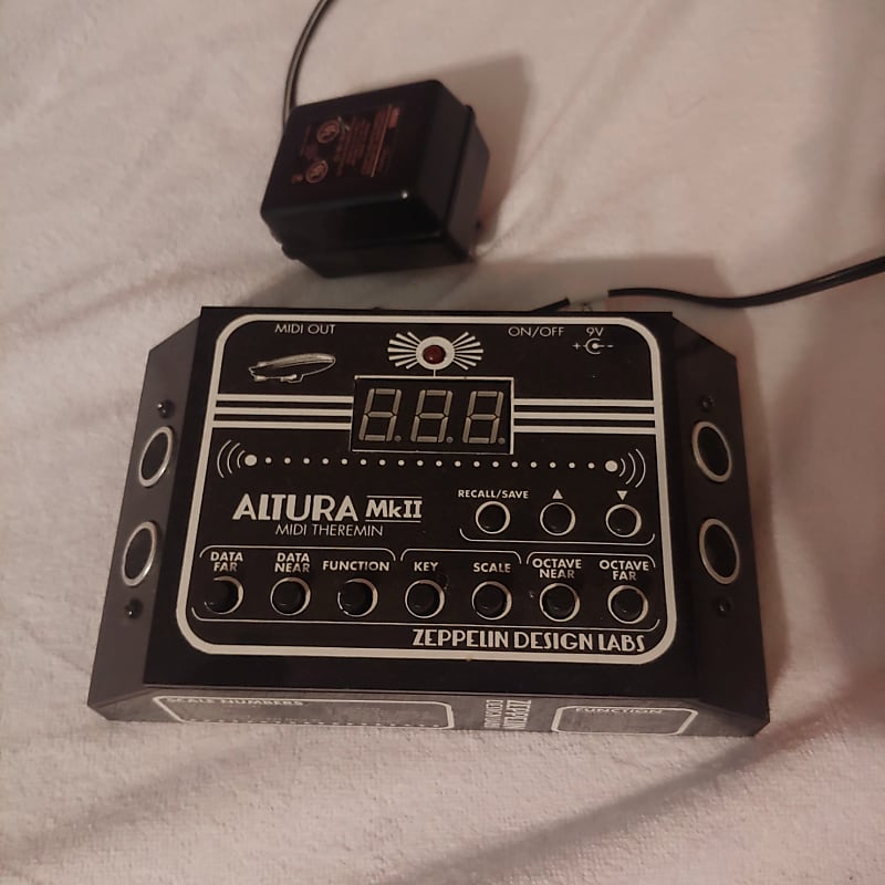 Altura MIDI Theremin MKII | Reverb