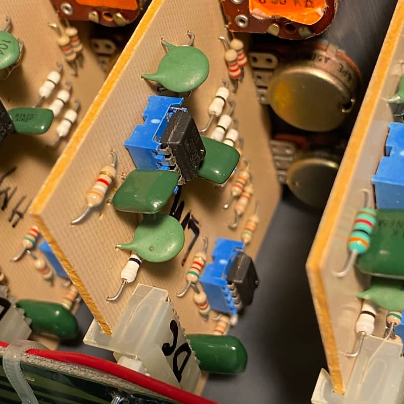 Symetrix SE-400 Stereo Parametric Equalizer Early 1980s - | Reverb