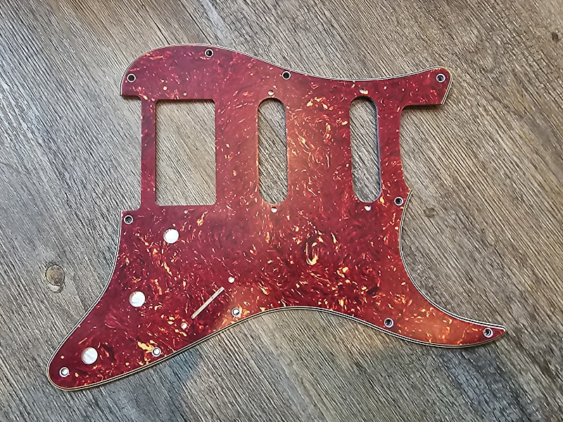 Real Life Relics Red Tortoise Stratocaster® Pickguard 3 Ply | Reverb