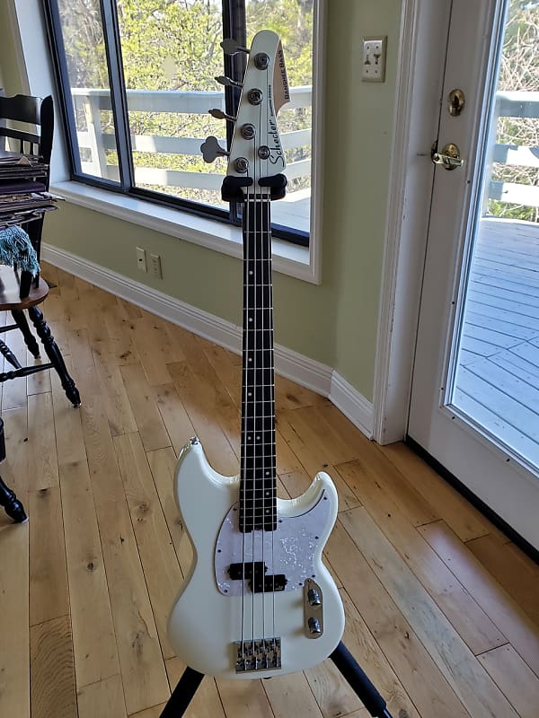 Schecter Banshee Bass - White, Aguilar pickup, Gig bag | Reverb
