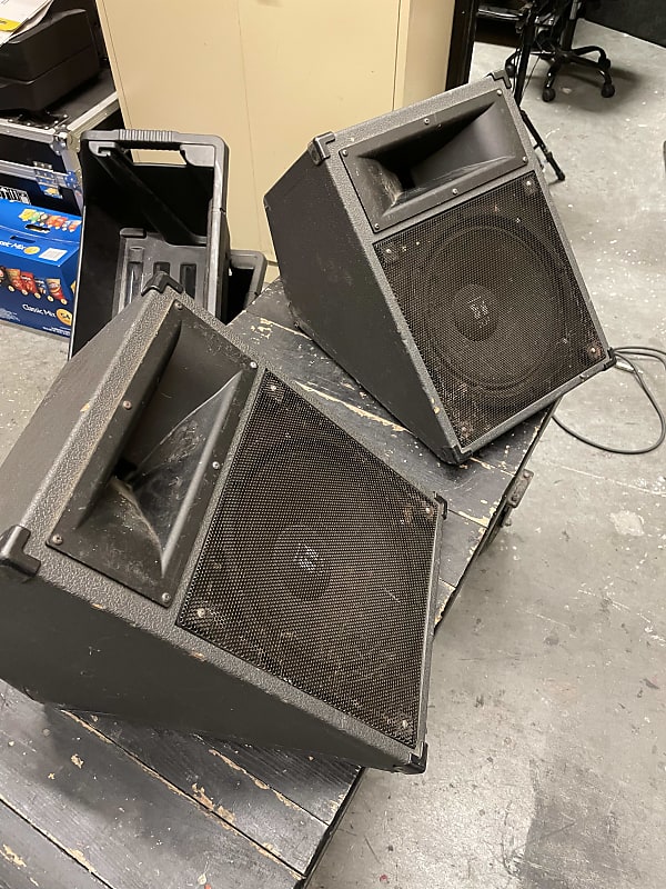 TOA SL120M Passive Monitor Wedge (pair) | Reverb